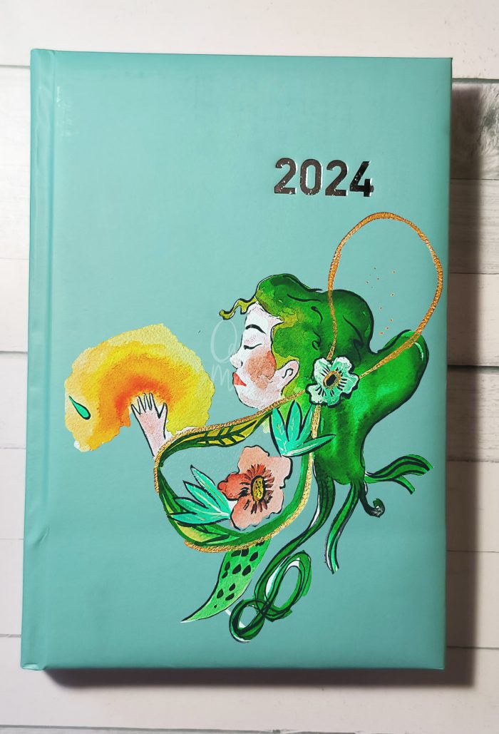 Agenda personalizada a mano 2024